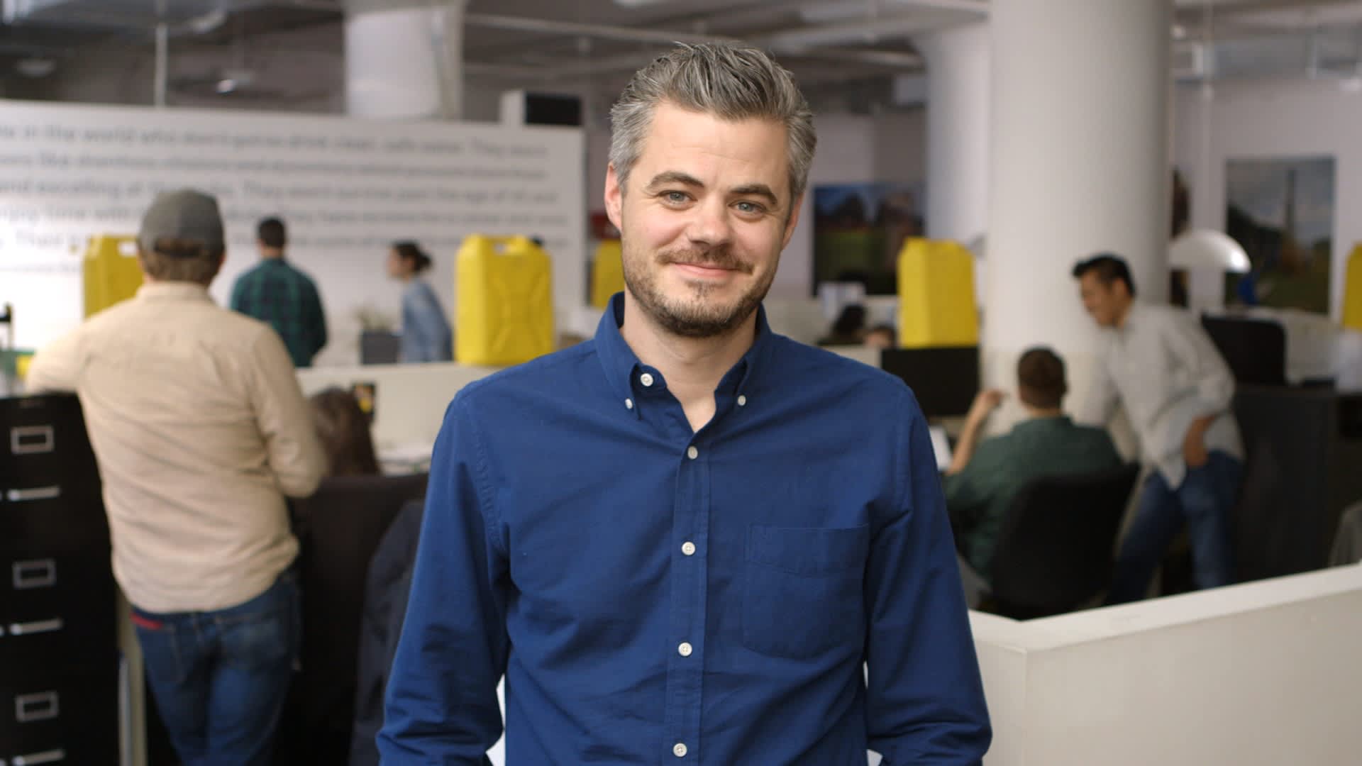 Scott Harrison: From Nightclub Promoter to Founder of Charity: Water