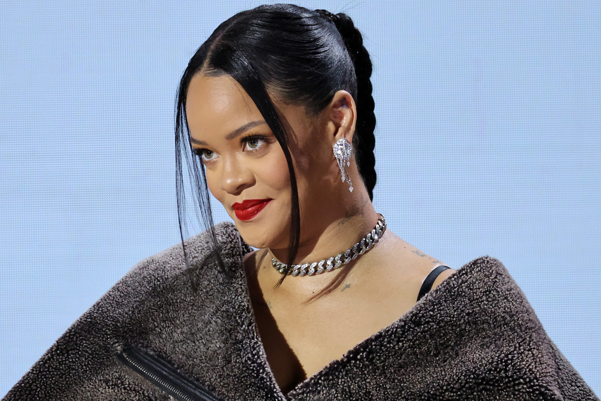 Robyn Rihanna Fenty: From Barbados to Global Icon